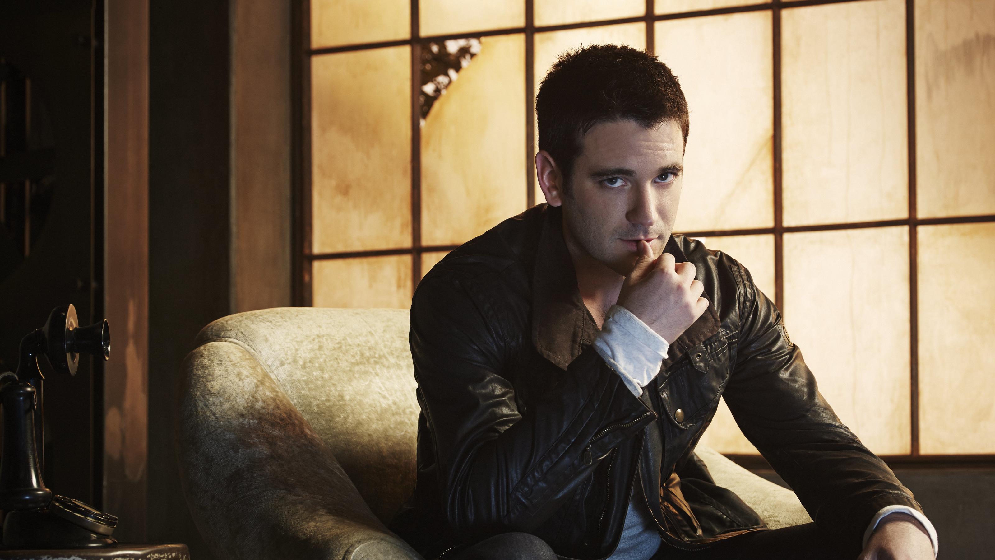 Arrow: Colin Donnell spielt Tommy Merlyn - Olivers besten Freund