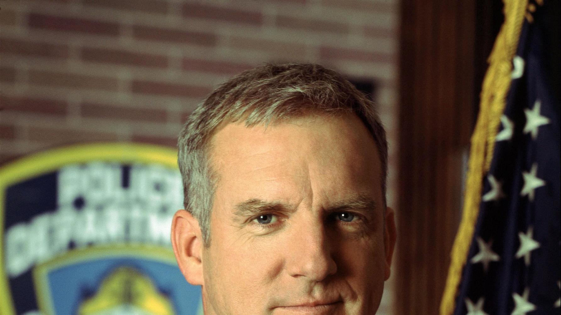 Criminal Intent: Jamey Sheridan spielt Captain James Deakins
