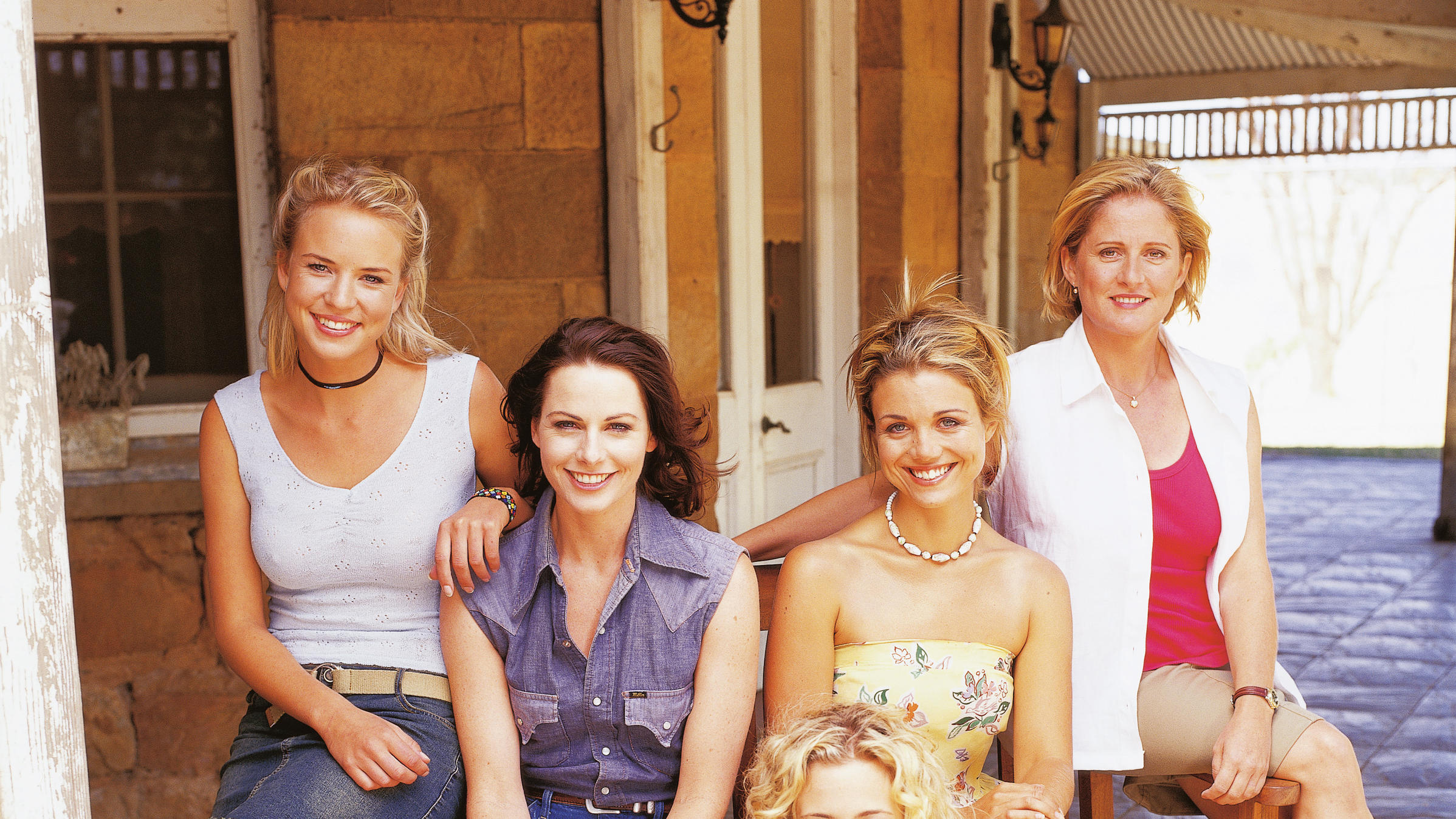 Sonia Todd und Rachael Carpani