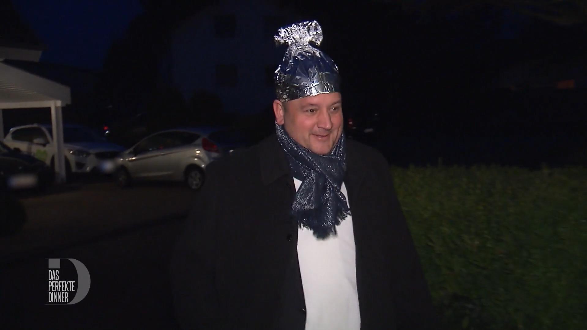 Das perfekte Dinner völlig durchgedreht? Martin kommt mit Aluhut