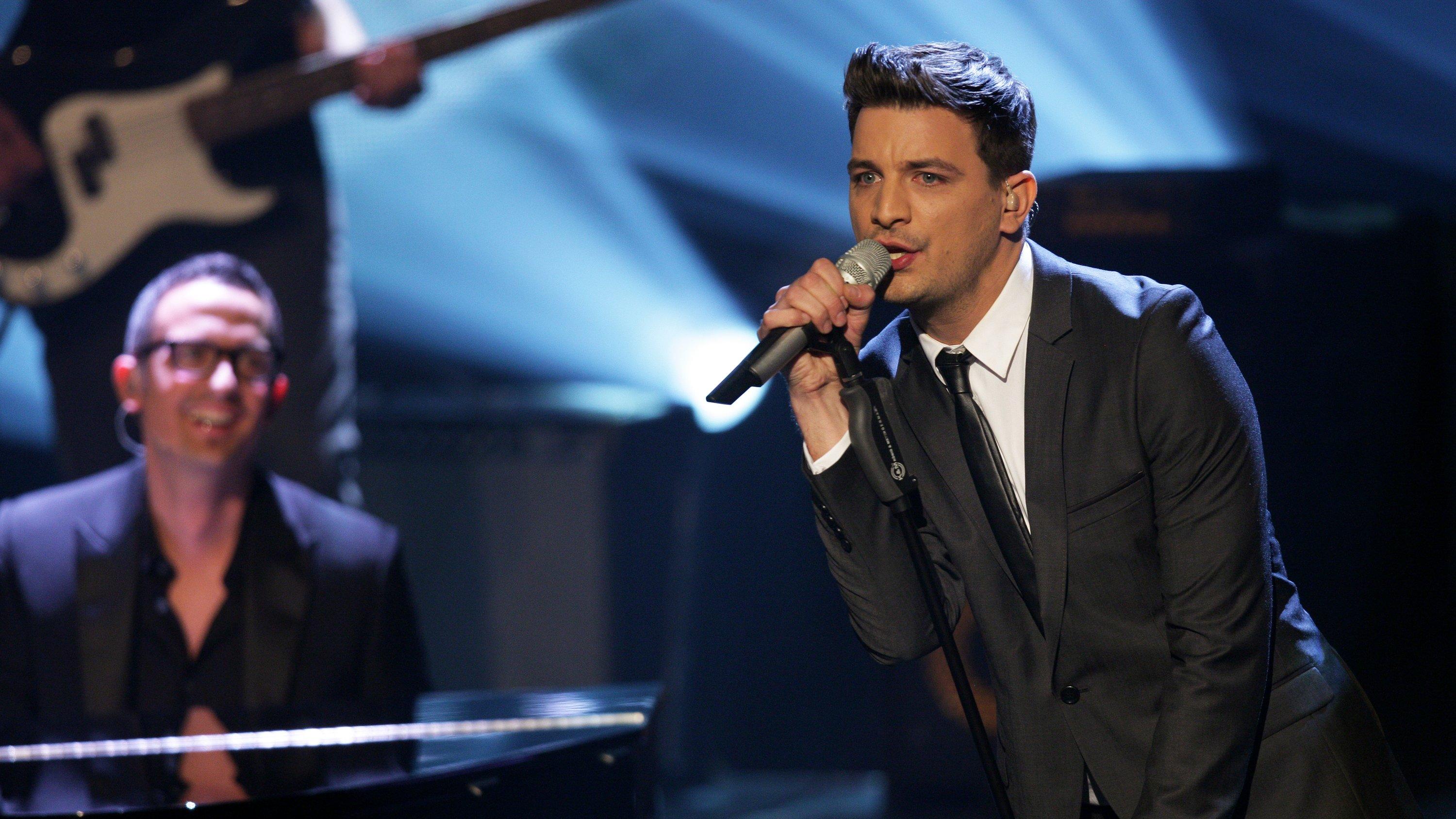 X Factor: David Pfeffer mit einem Award