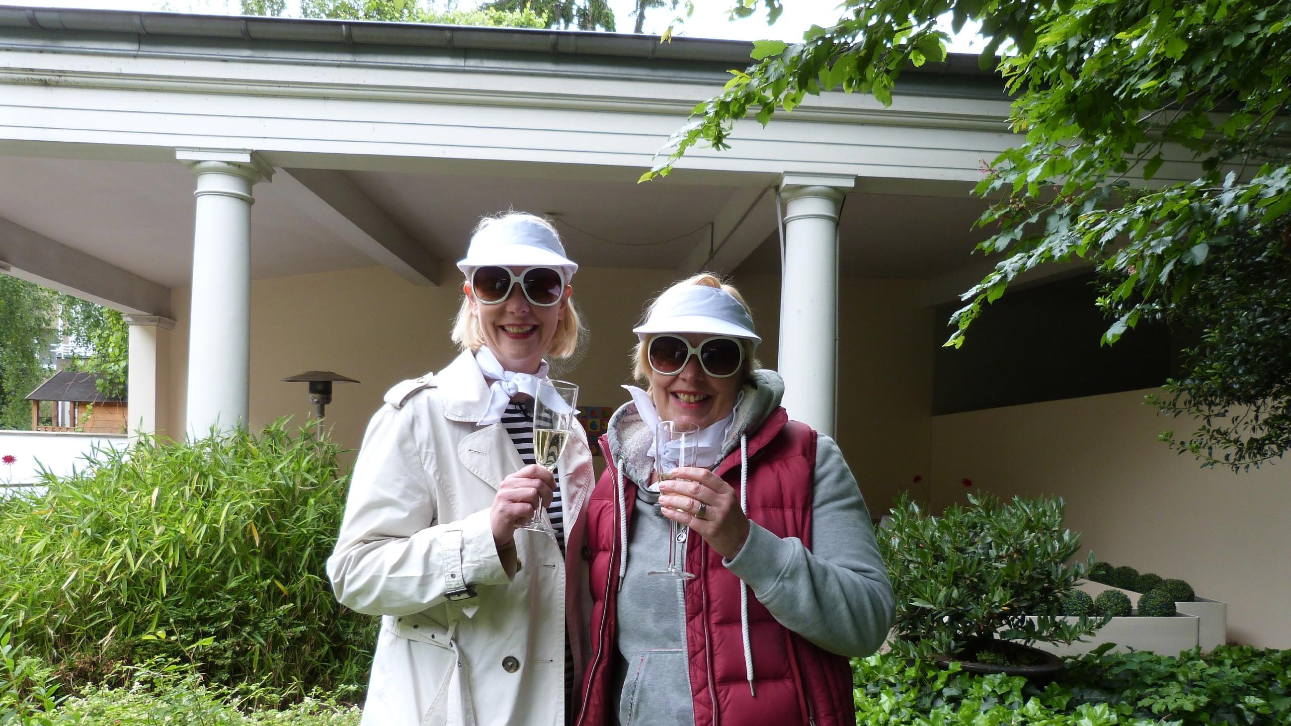 Katja und Annette sind wie ein altes Ehepaar
