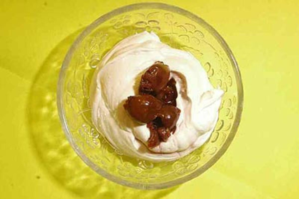 Das perfekte Dinner Rezepte - Magerquark mit Schattenmorellen