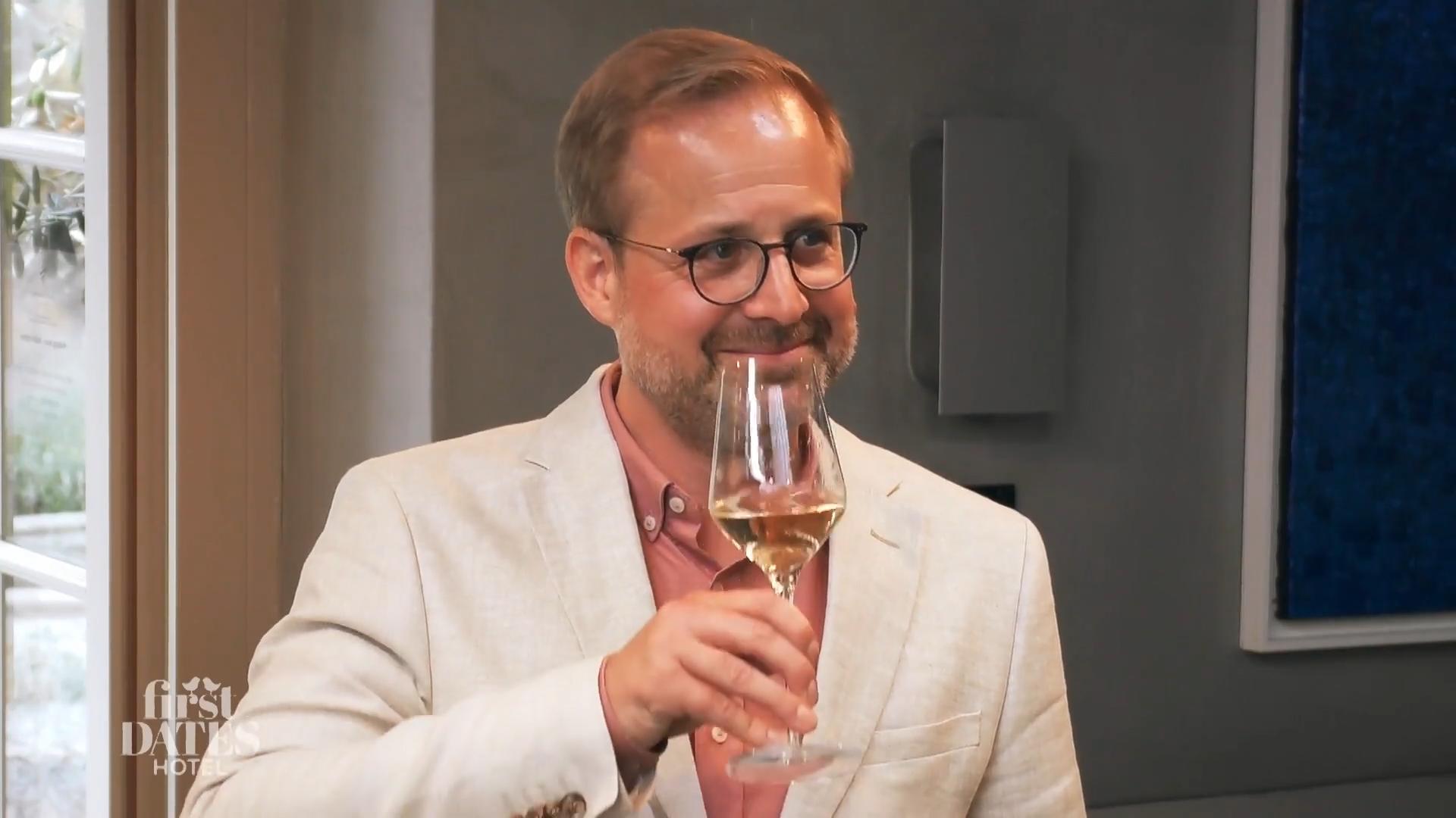 Gregor hat für sein Date im First Dates Hotel fünf Kilo abgenommen